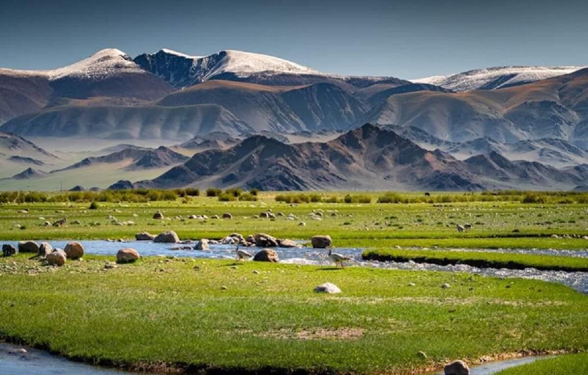 Bayankhongor Province: A Glimpse into Mongolia's Heartland