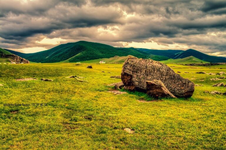 The Legacy of the Hunnu Empire in Mongolia